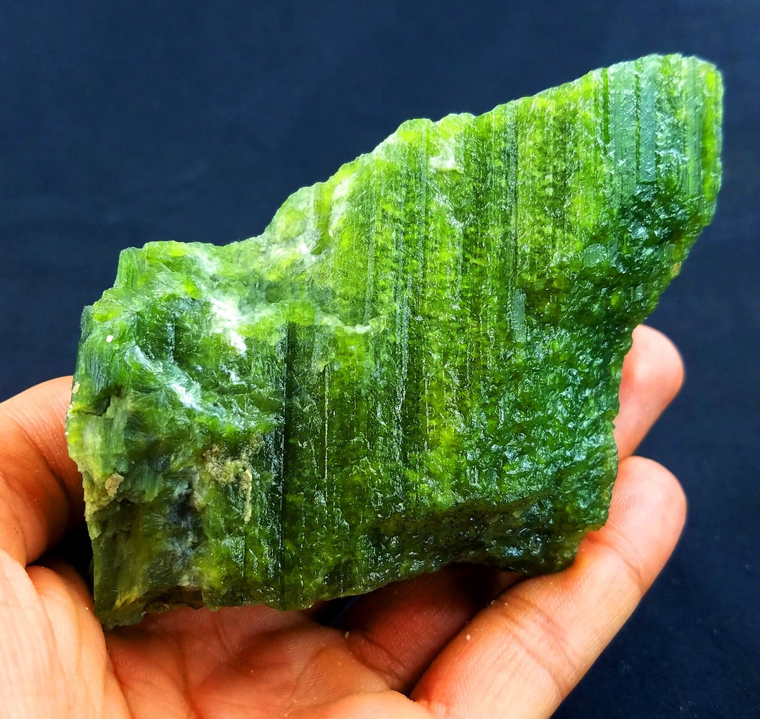 Tremolite Crystal From Zagi Mts Pakistan 292 Gm 76 X 79 X 39 - Etsy