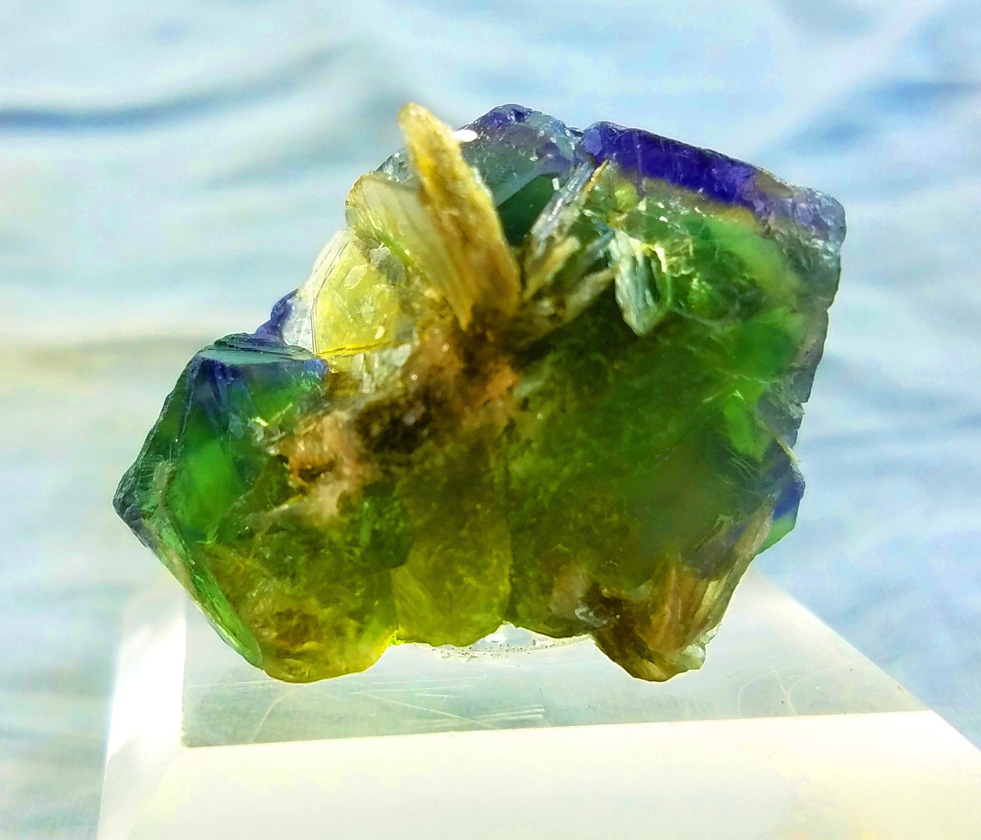 Bi Color Fluorite Crystal From Skardu Pakistan 104 CT 21 X 33 - Etsy