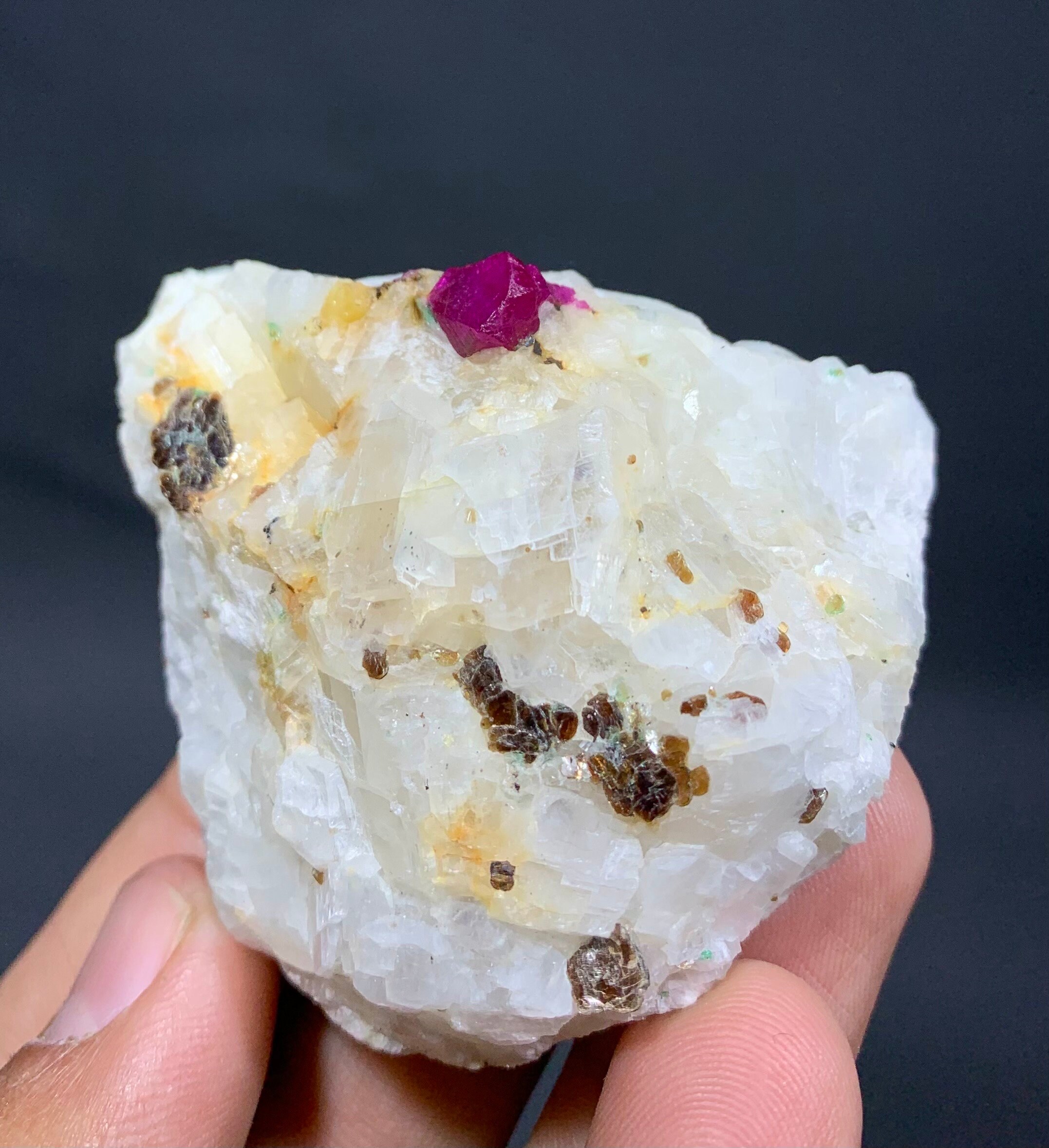 Natural Red Blood Ruby Specimen From Hunza Mine Gilgit Pakistan ...