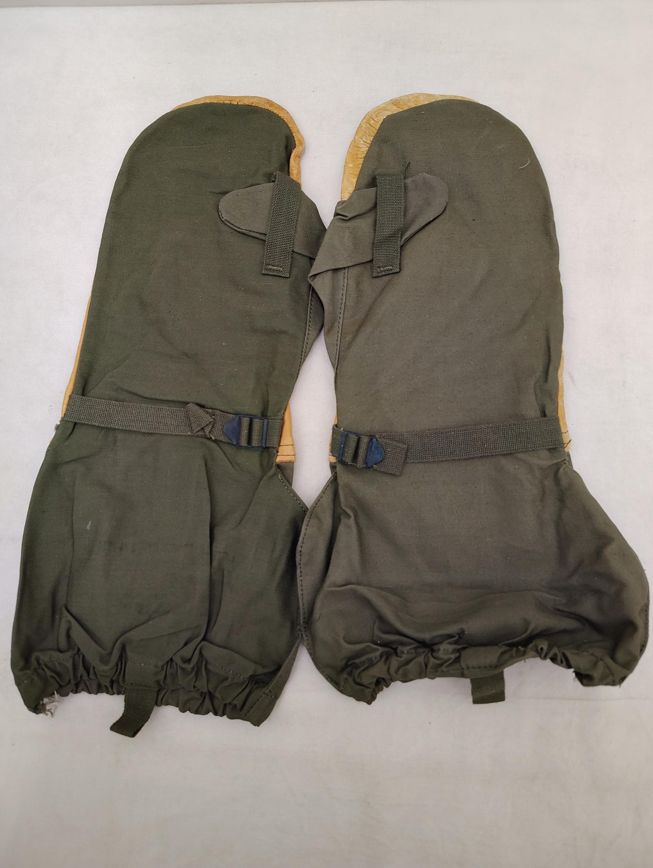 Vintage Military Issued Mitten Shells With Trigger Finger-new - Etsy