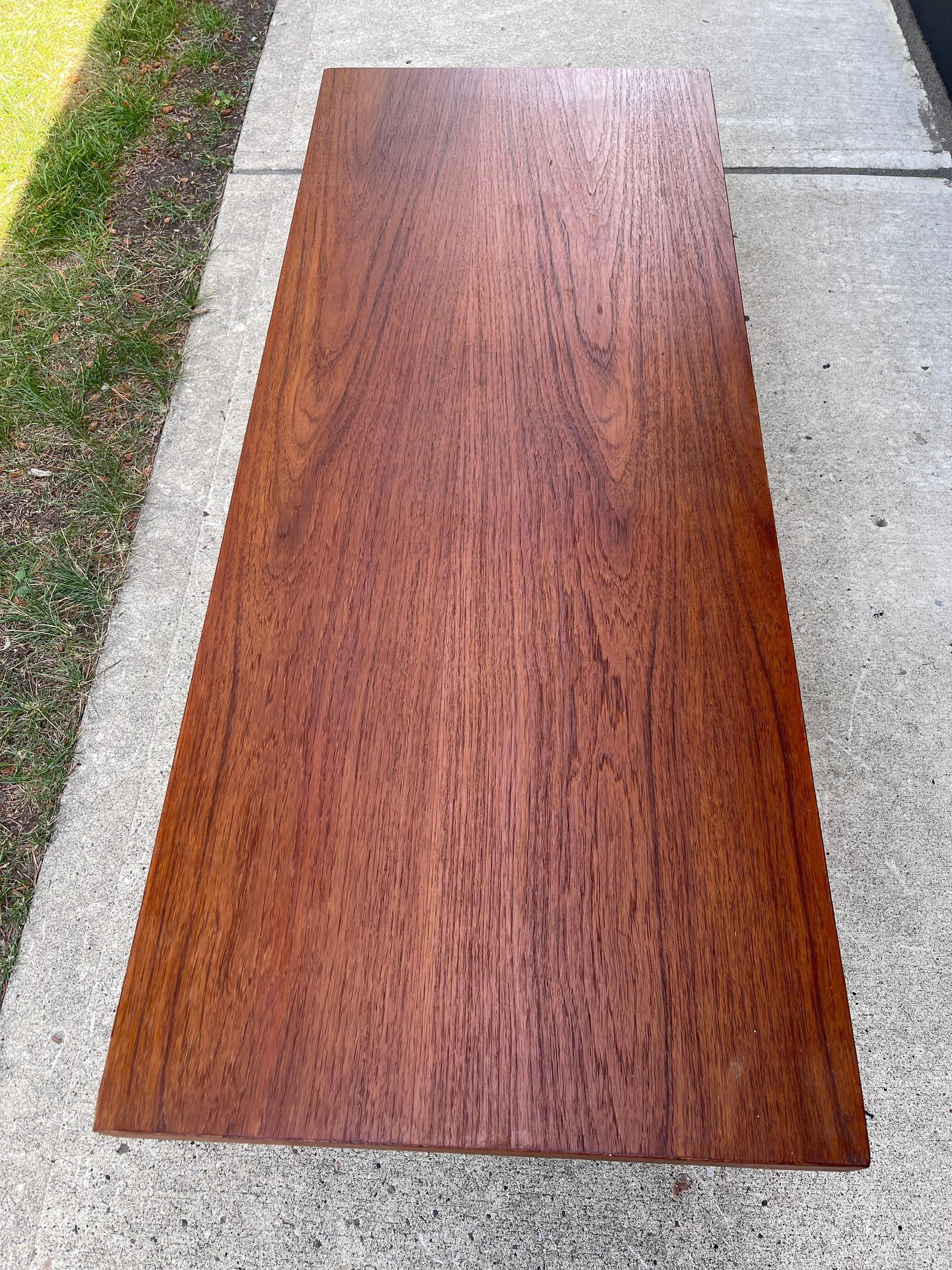 Mid Century Teak Veneer Slab Coffee Table Raised on Thick Solid Teak ...