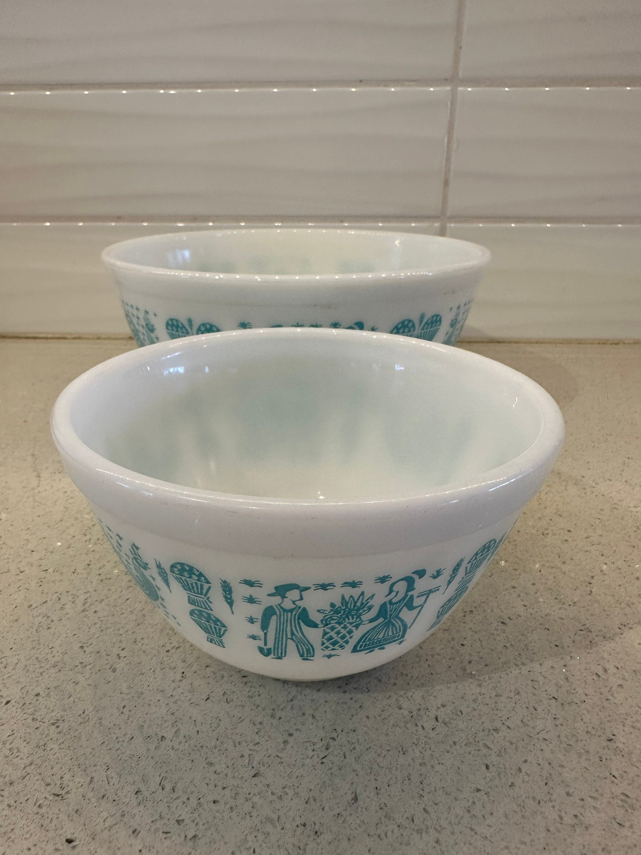 Vintage 1950s White and Turquoise Pyrex Amish Butterprint Cinderella ...