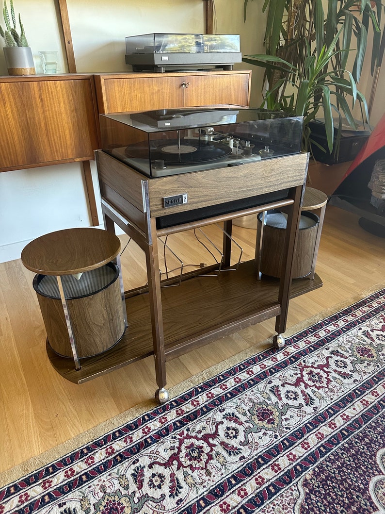 Zenith Circle of Sound Vintage Stereo System: Mid Century Turntable ...