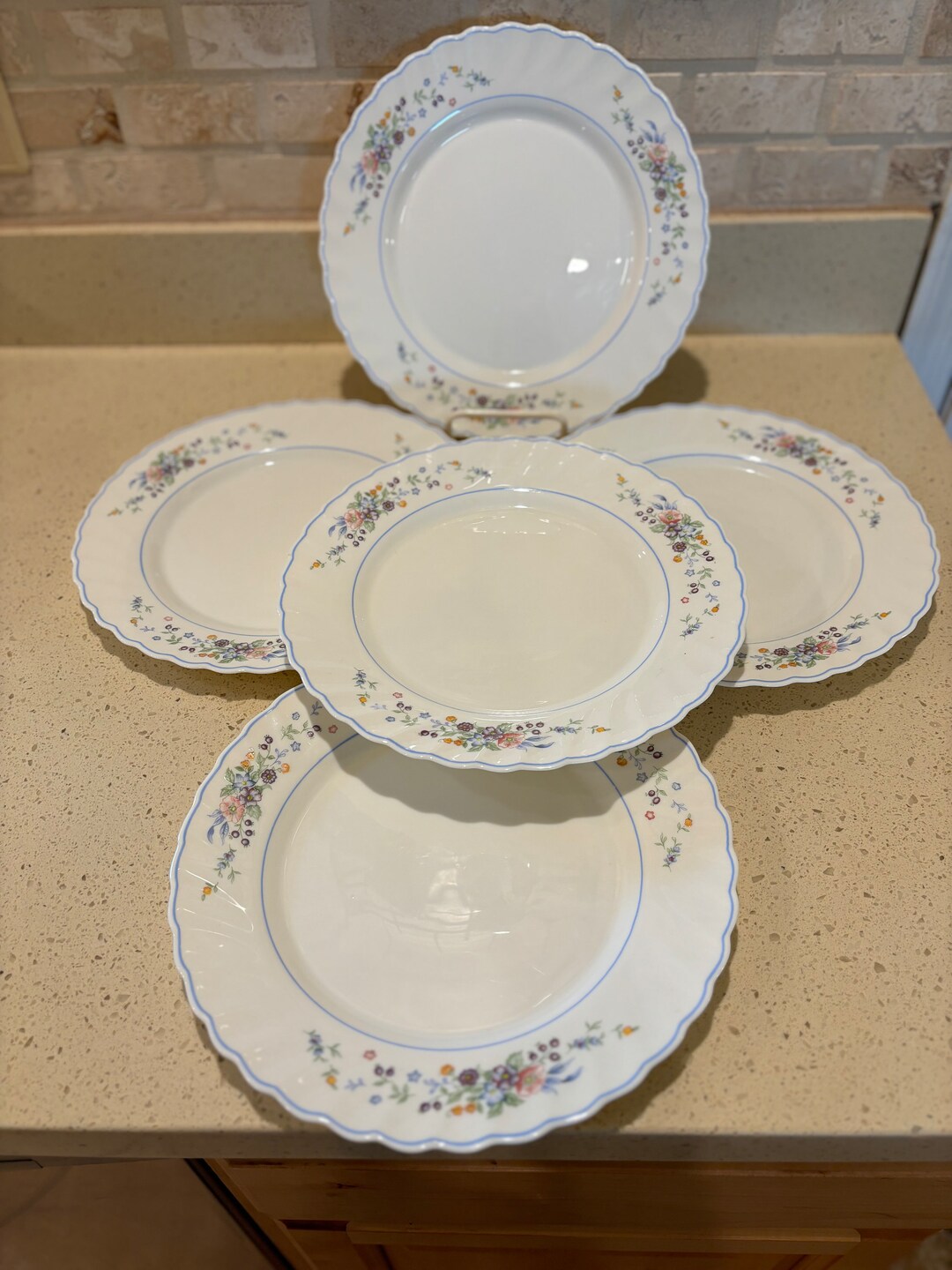 Arcopal Victoria Dinner Plate Set Vintage Floral Scallop Swirl Dish ...
