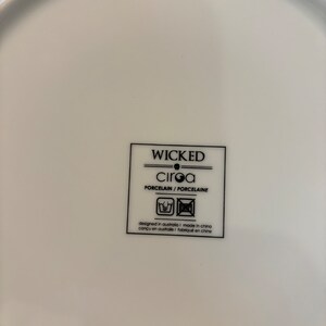 Wicked by Ciroa Halloween Raven Botanical Halloween Porcelain Dinner ...