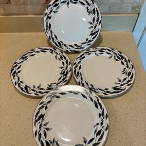 Wicked by Ciroa Halloween Raven Botanical Halloween Porcelain Dinner ...