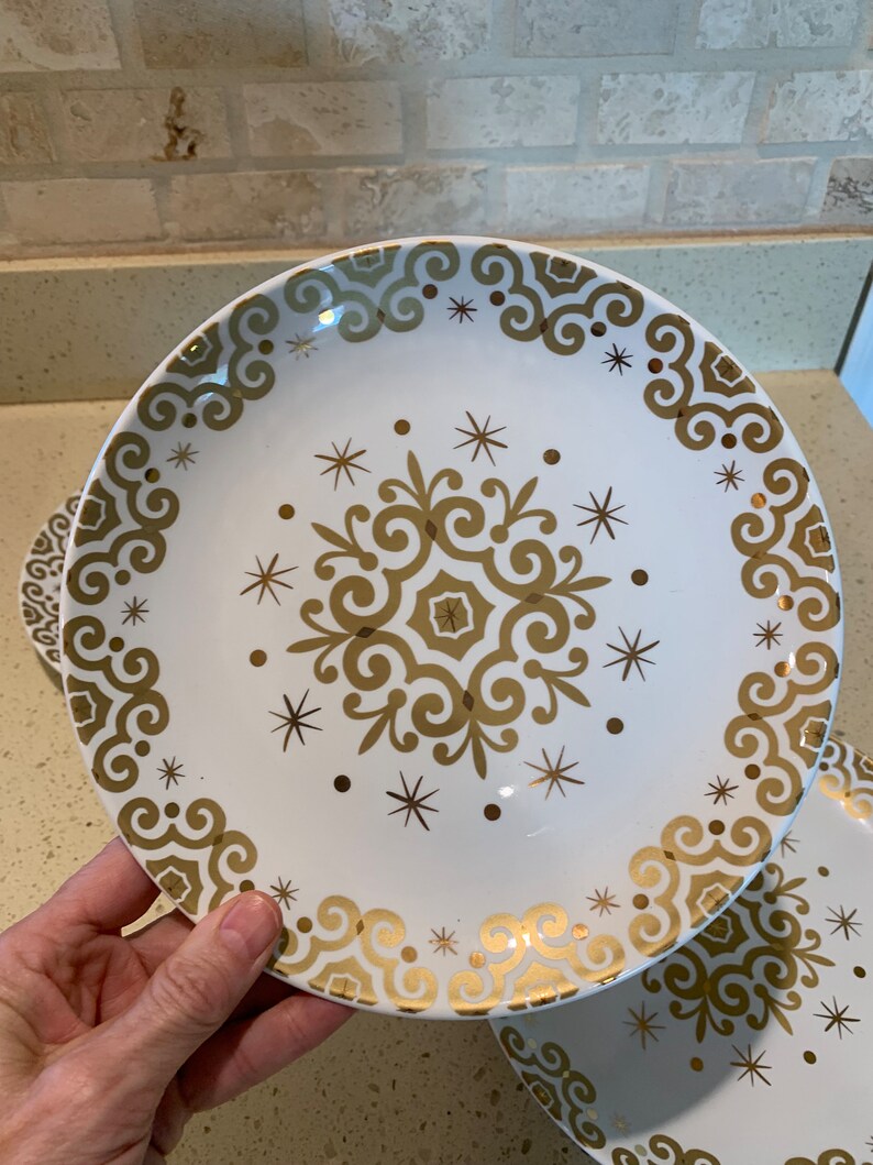 Target Holiday 09 Gold Snowflake Essentials for the Season Luncheon ...