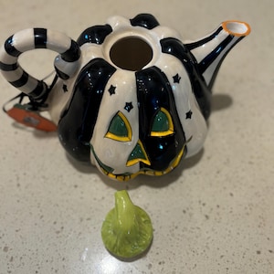 Rare Blue Sky Black and White Striped Pumpkin Jack O Lantern Teapot ...