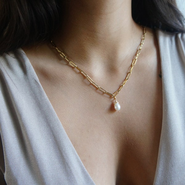 Paper Clip Drop Pearl Necklace - Etsy