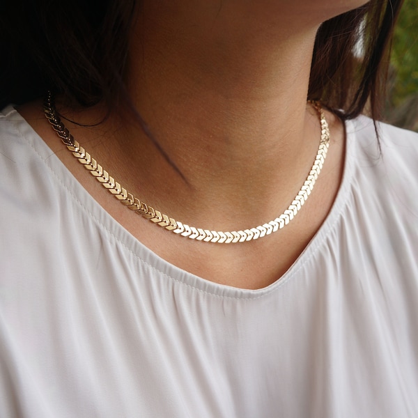 Gold Chevron Necklace - Etsy
