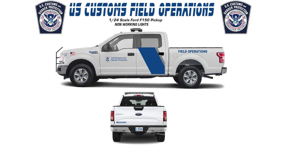 1/24 Scale Ford F150 Model Police Car NON WORKING Lights With (US ...