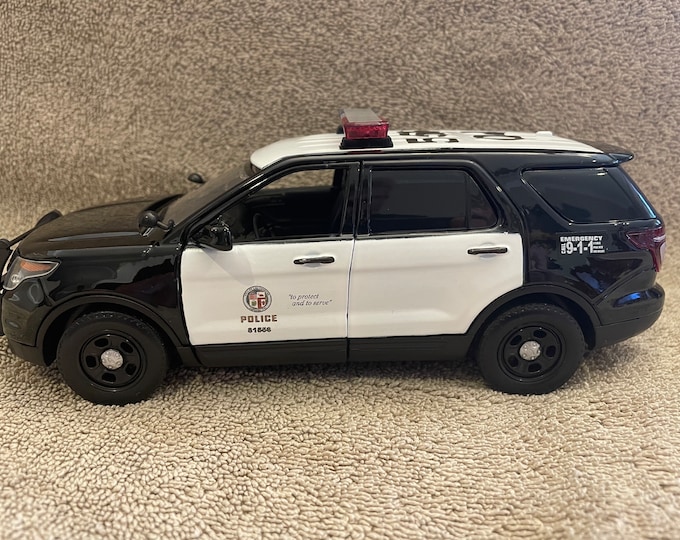1/18 Scale LAPD Police Dept Die-cast Ford Explorer Model Replica With ...