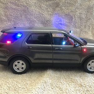 1/18 Scale Gray Unmarked Police Diecast Ford Explorer With Working ...