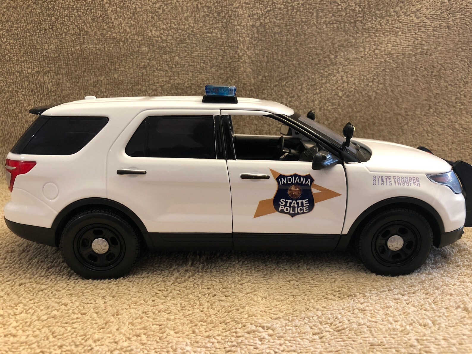 1/18 Scale Die-cast Indiana State Police Ford Explorer Model - Etsy