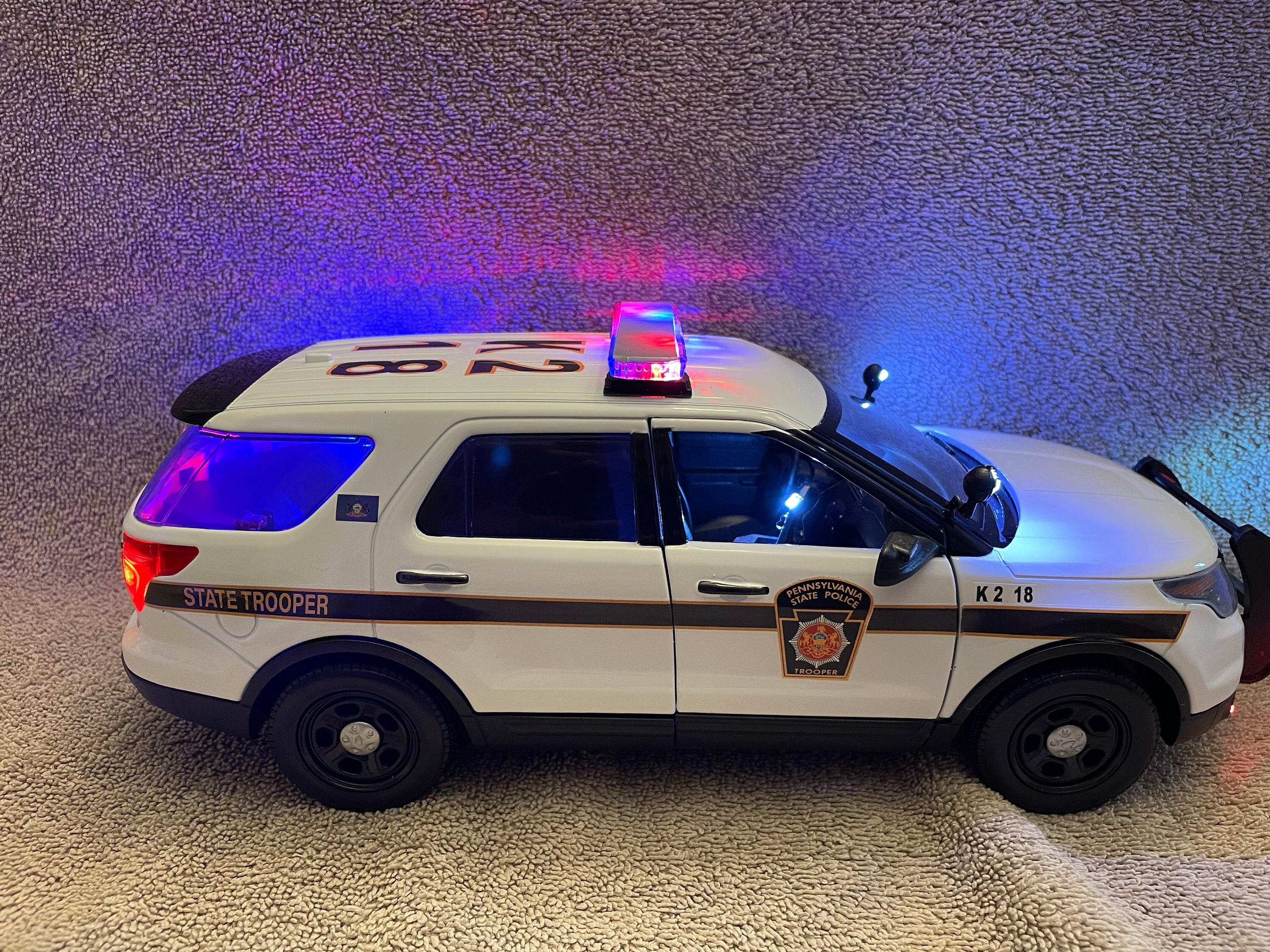 1/18 Scale State Police Diecast Ford Explorer Model Car With Working ...