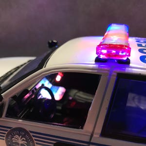 1/18 Scale Miami City Die Cast Model Police Car Replica With Working ...