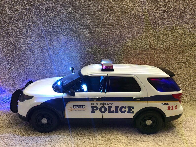 1/18 Scale US NAVAL Police Dept Die-cast Ford Explorer Model Replica ...