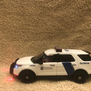 1/43 Scale US Border Field Operations Diecast Ford Explorer Model Car ...