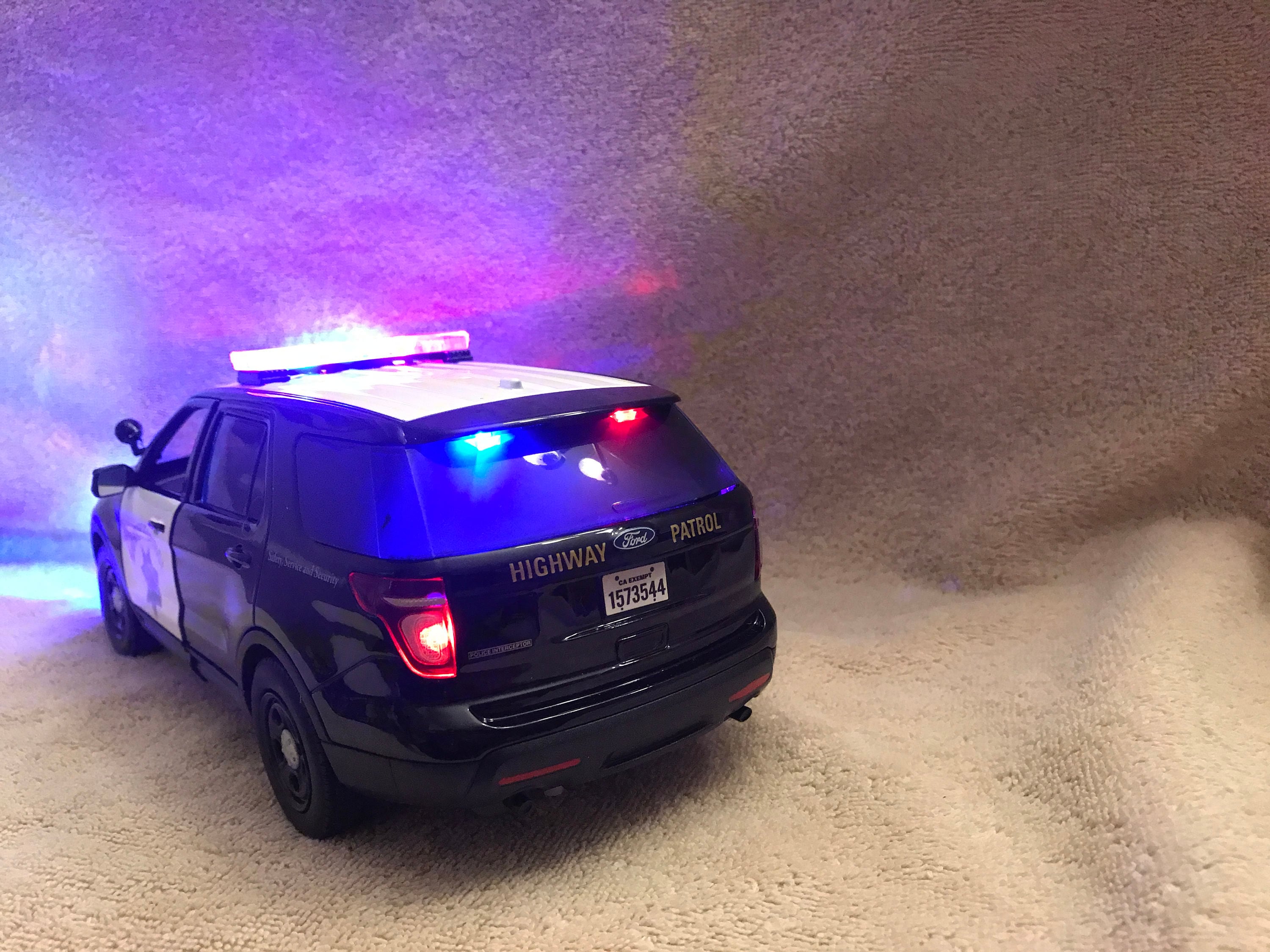 118 scale Humble Texas PD Ghost Graphics to fit Ford Explorer Kits ...
