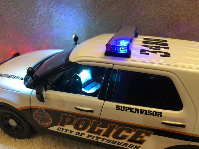 1/18 scale Pittsburgh Dept die-cast Ford Explorer model | Etsy