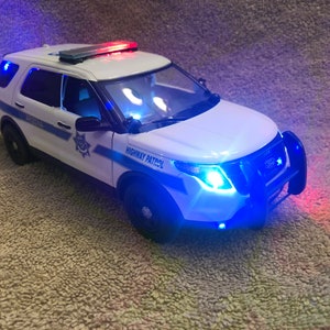 1/24 Scale Arizona DPS Police Explorer Die Cast Model Car Ford Explorer ...