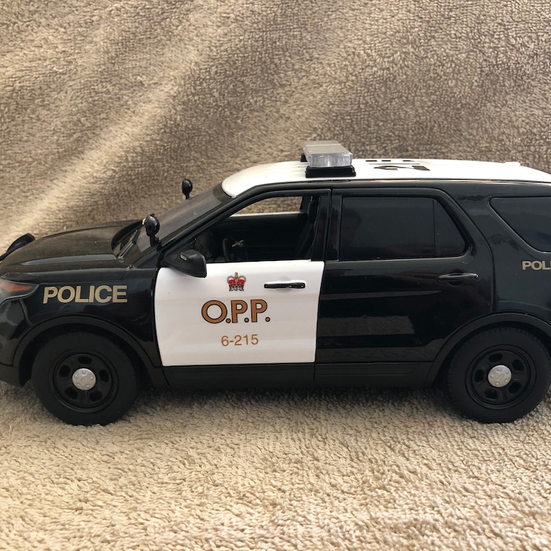 Ford Explorer Scale Model - Etsy Canada
