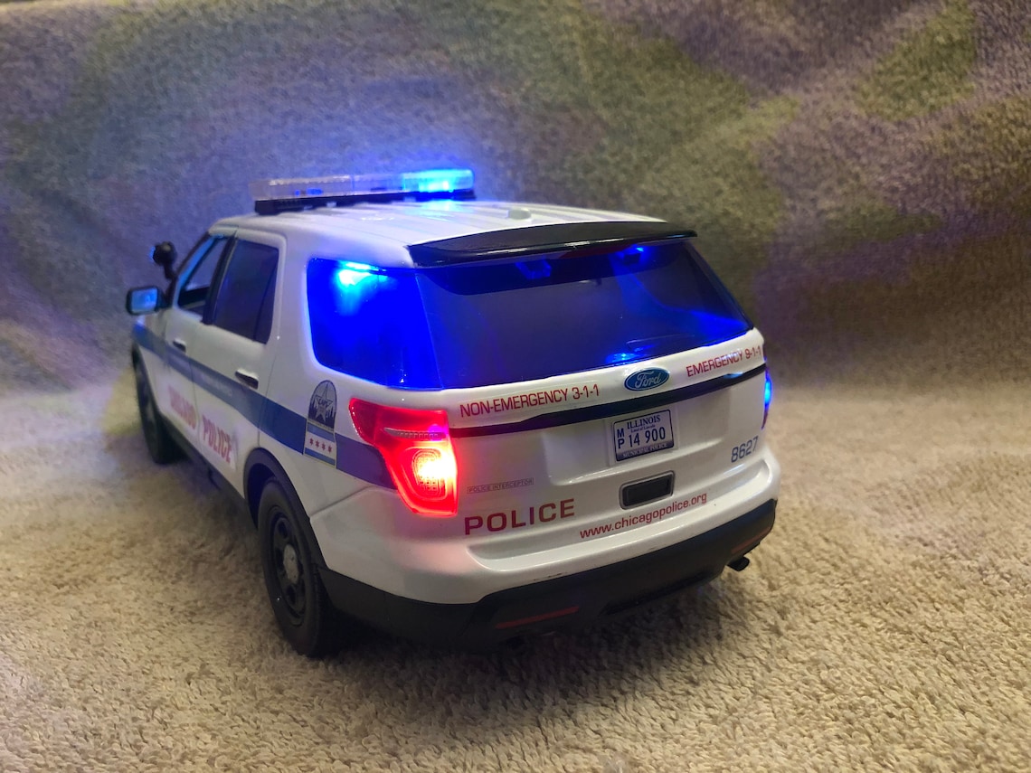 1/18 Scale Chicago Police Dept Die-cast Ford Explorer Model Replica ...
