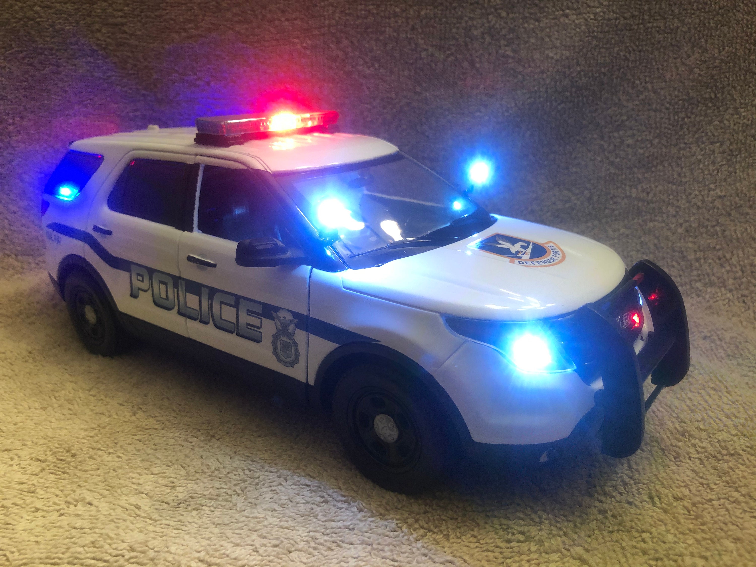 1/18 Scale United States Air Force Police Die-cast Ford Explorer Model ...