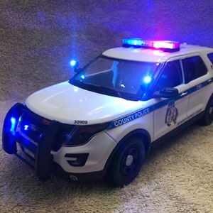 1/18 Scale Baltimore County MD Police Die-cast Ford Explorer Model ...