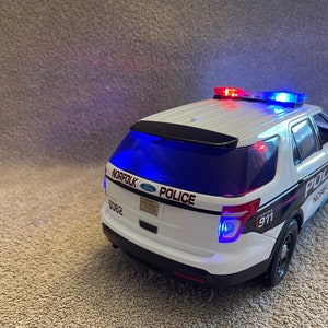 1/18 Scale Norfolk Virginia Police Dept Diecast Model Ford Explorer ...