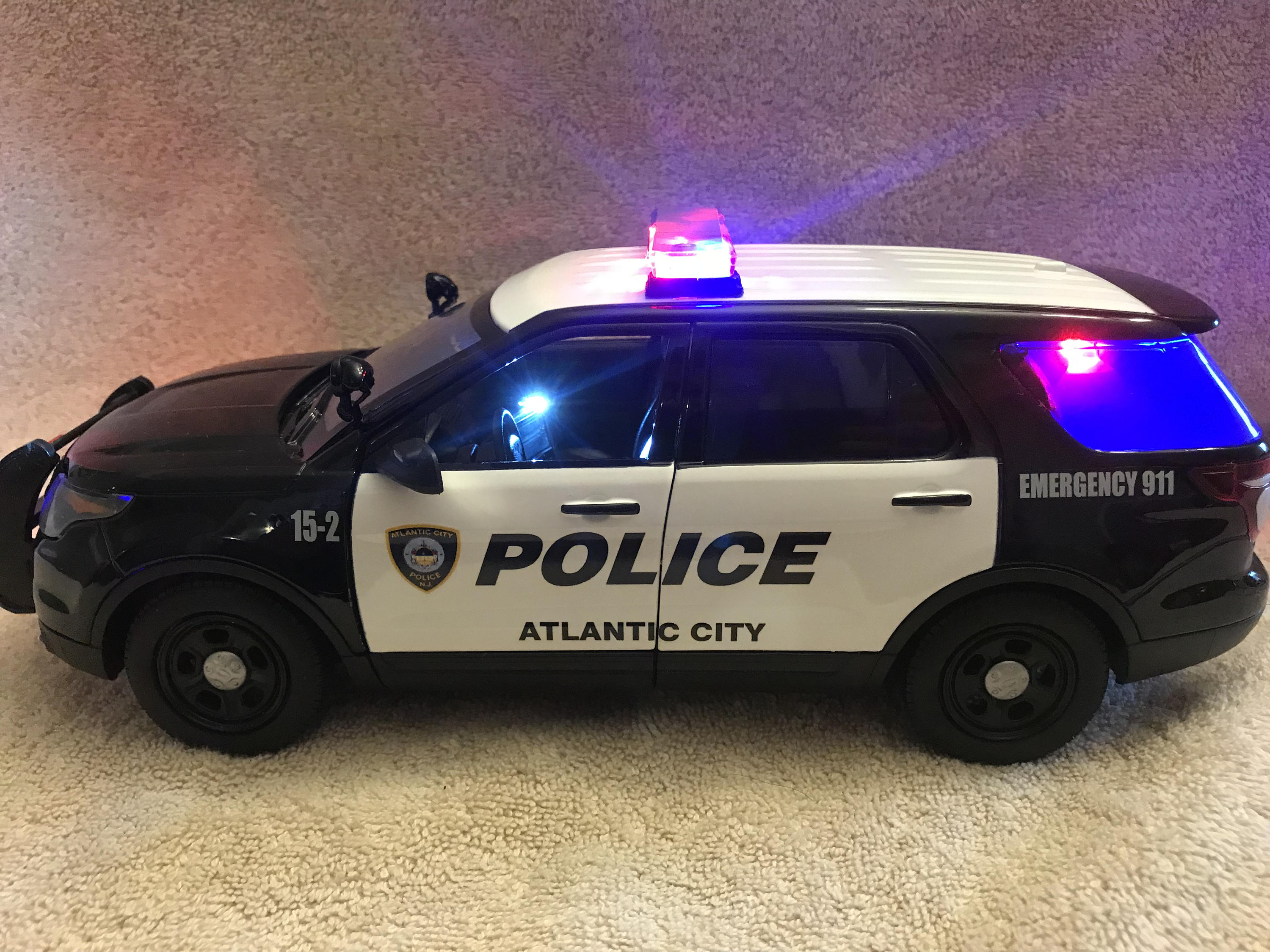 1/18 scale Atlantic City New Jersey Police Dept die-cast Ford | Etsy