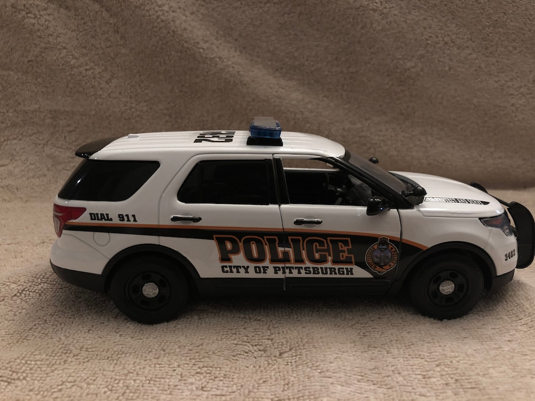 1/24 Scale Pittsburgh PA Police Dept Die Cast Model Car Ford Explorer ...