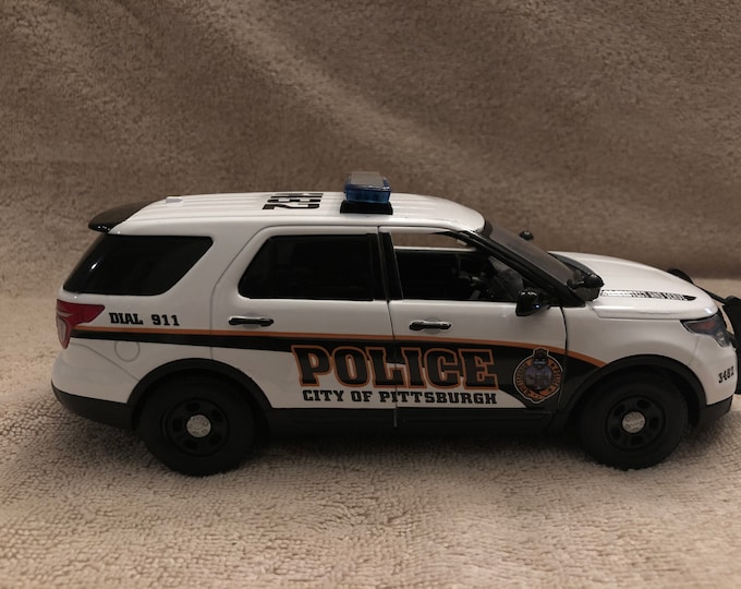 1/24 Scale Pittsburgh PA Police Dept Die Cast Model Car Ford Explorer ...