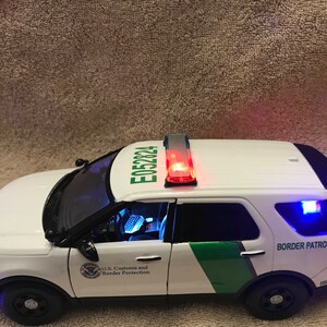 1/24 Scale United States Border Patrol Die Cast Model Car Ford Explorer ...