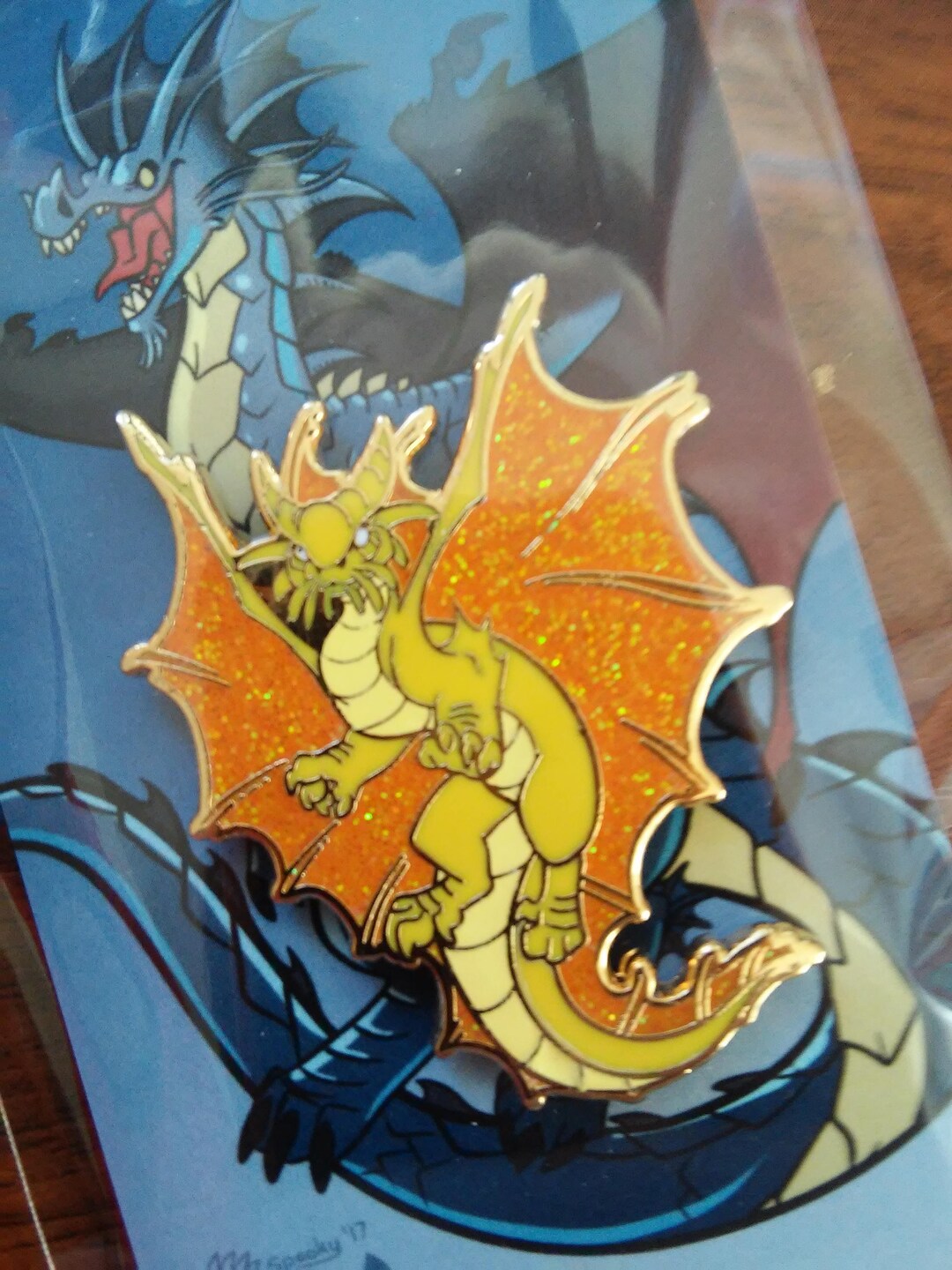 Gold Dragon Pins Dungeons & Dragons Metallic Glitter 3.5 Edition ...