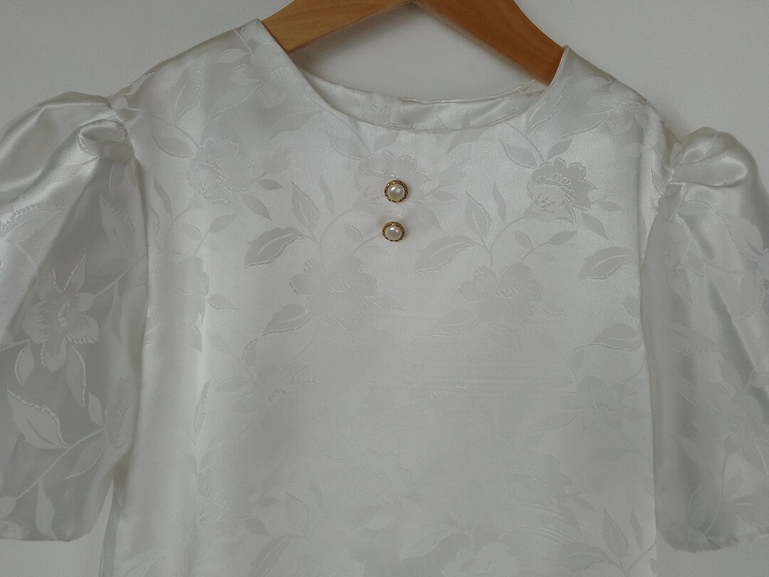 White Girls Dress, Floral Self Design With Lining, Chest 26 In, Length ...