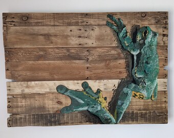 Tree Frog Carving - Etsy
