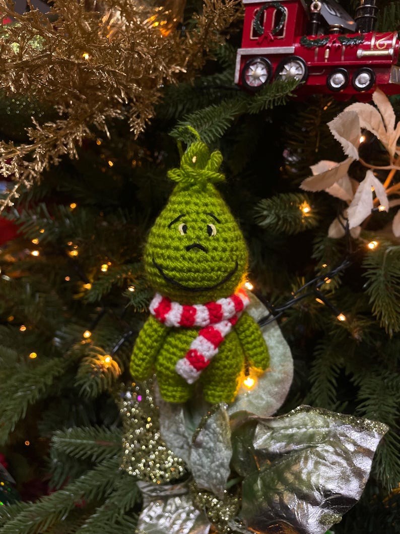 Crochet Grinch - Etsy