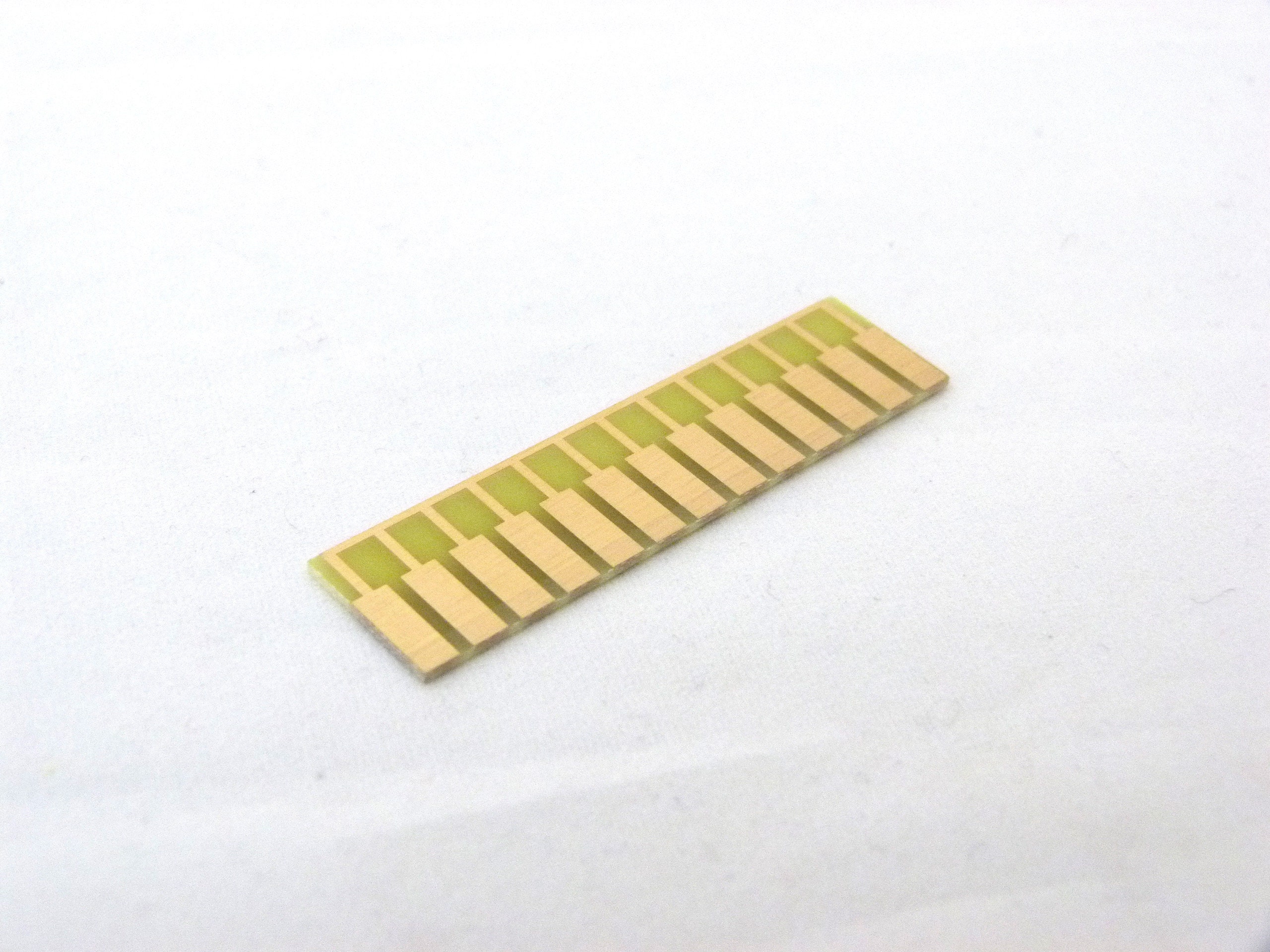 Lightsaber Clamp Card 13-trace ESB Natural/gold Scheme Sized for ...