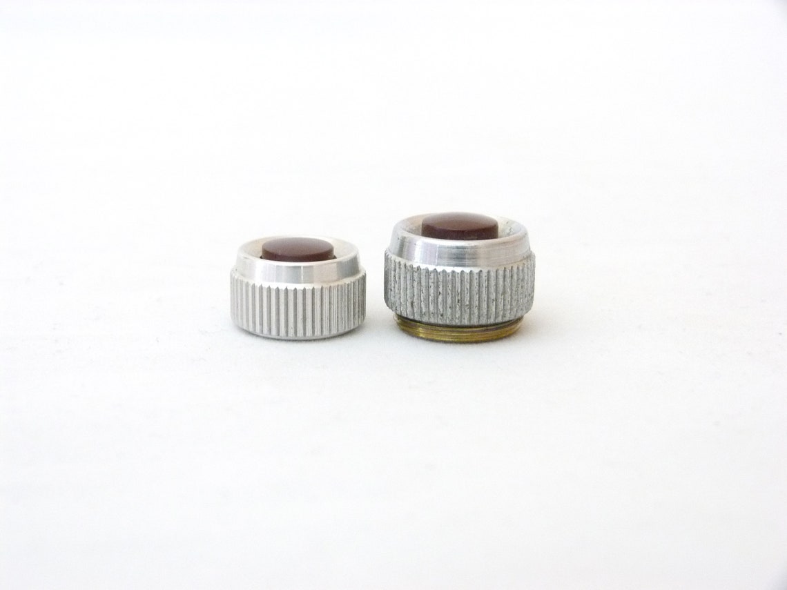 Static BUTTON Graflex-like | Etsy