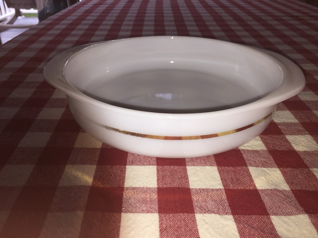 Vintage Pyrex Gold Band Cake Dish 221-1 Inch-33 DWD - Etsy