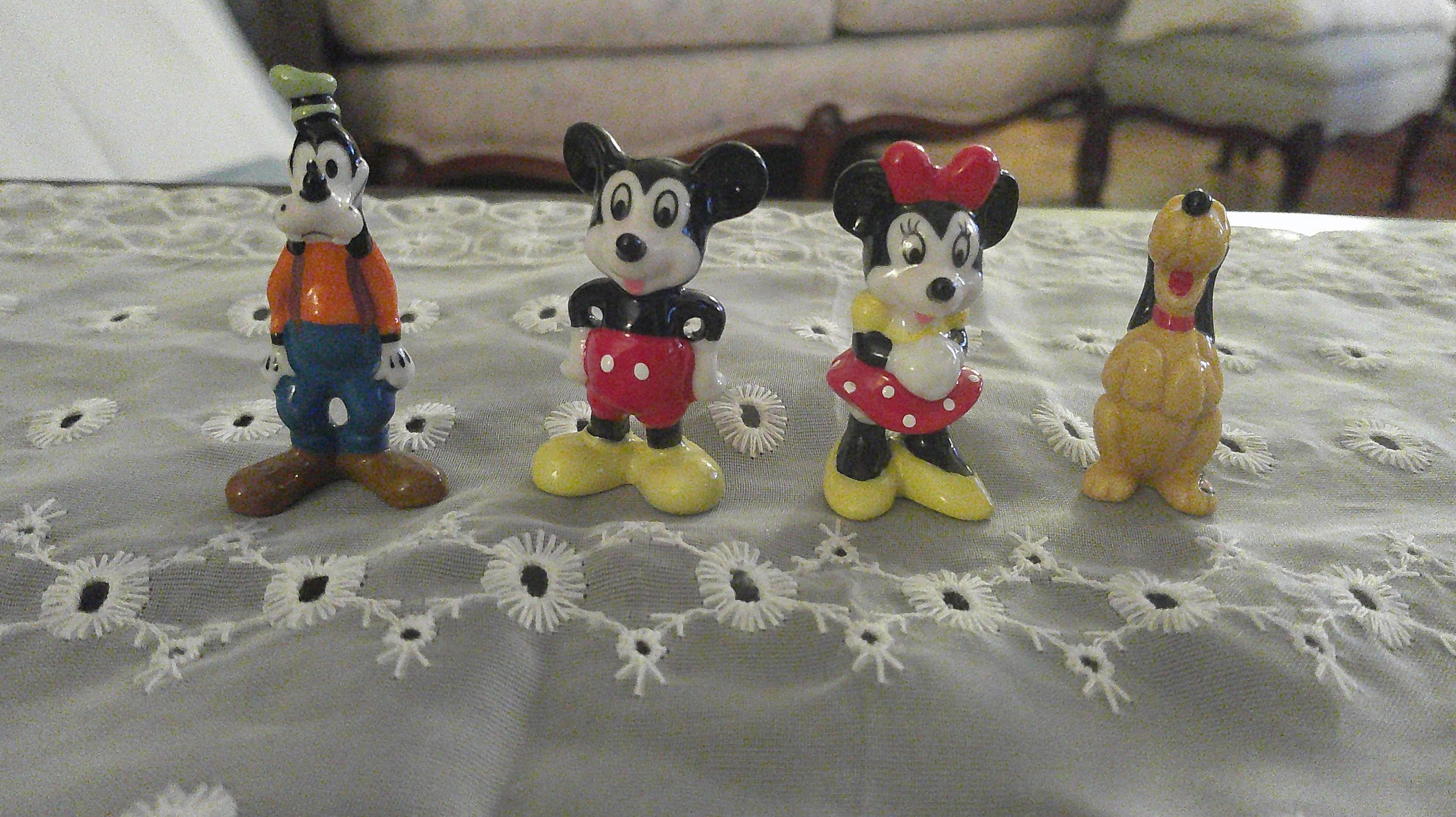 Vintage 4 Disney Bone China Figurines Mickey, Minnie, Goofy, Pluto Hand ...