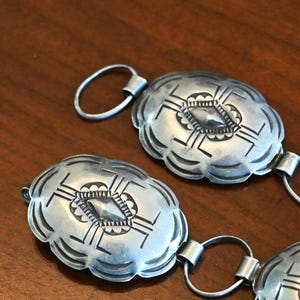 Beautiful Vintage Navajo Tribe Sterling Silver Concho Fits Size 24-38 ...