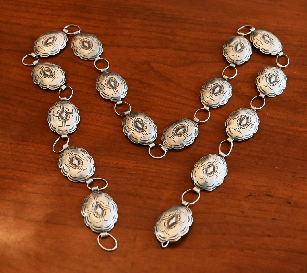 Beautiful Vintage Navajo Tribe Sterling Silver Concho Fits Size 24-38 ...