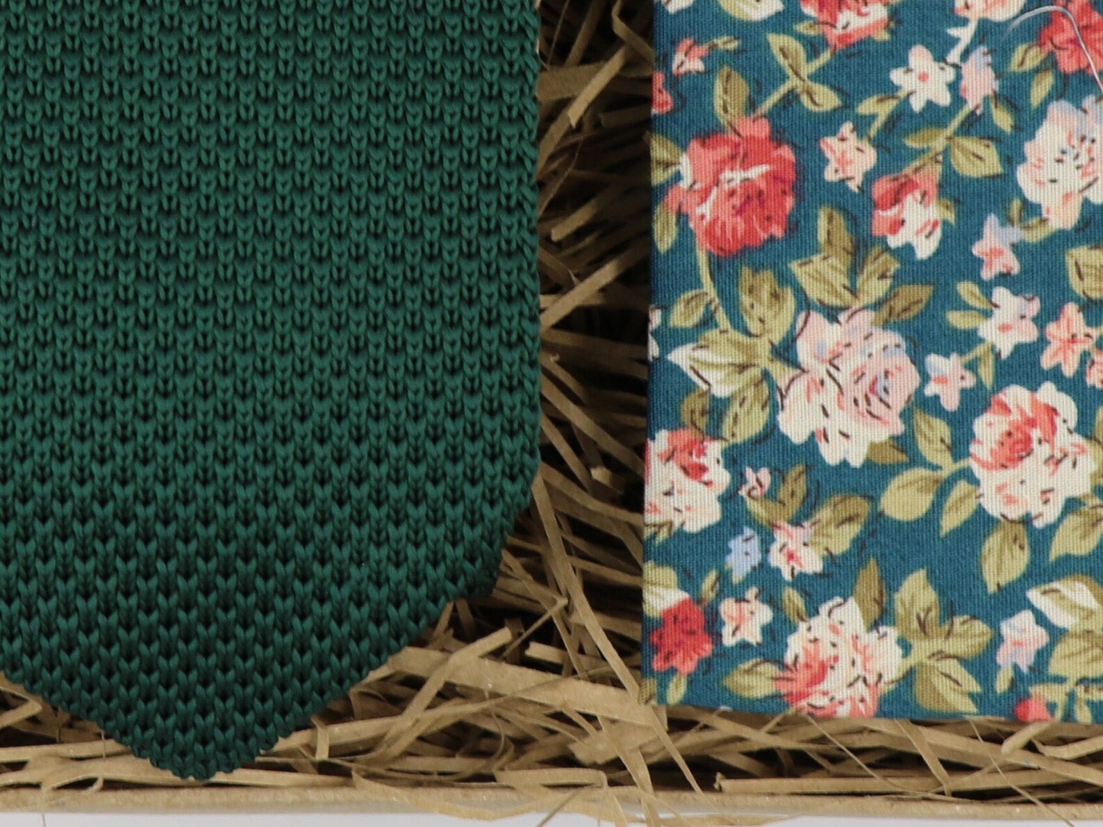 PADDY & ANNE: Knitted Tie Floral Pocket Square Emerald Green - Etsy