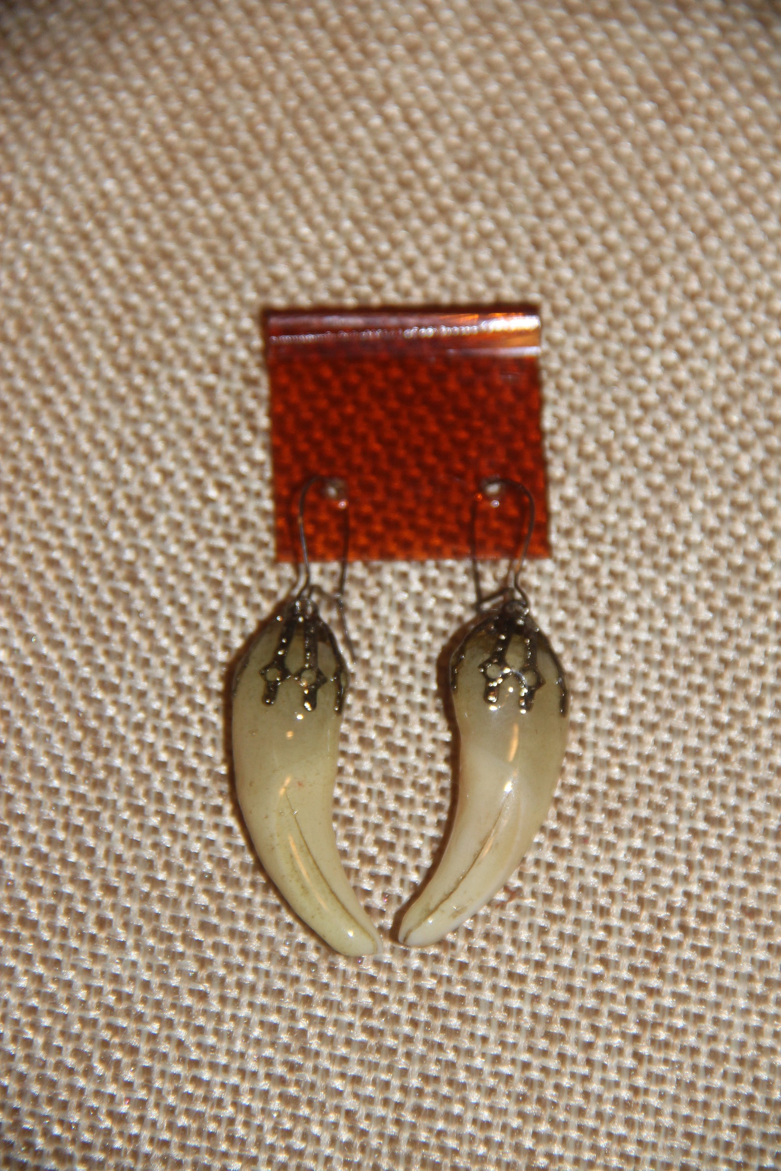 COYOTE TOOTH Set Earrings and Pendant Necklace Natural Arts Unique ...