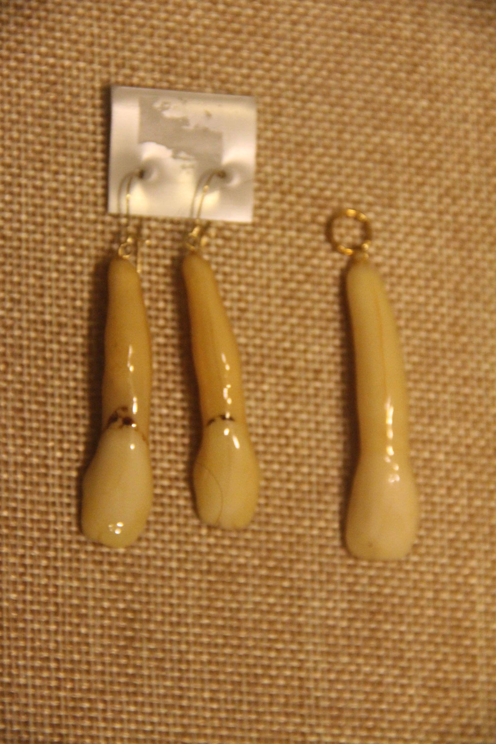 MOOSE TOOTH Earrings and Pendant Set Necklace Natural Arts - Etsy