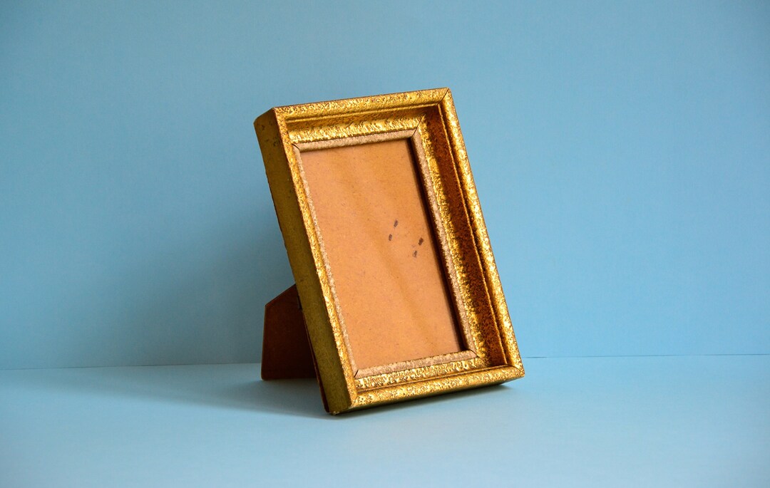 Small Gold Colored Vintage Frame Vintage Gilded Photo Frame Photo Frame ...