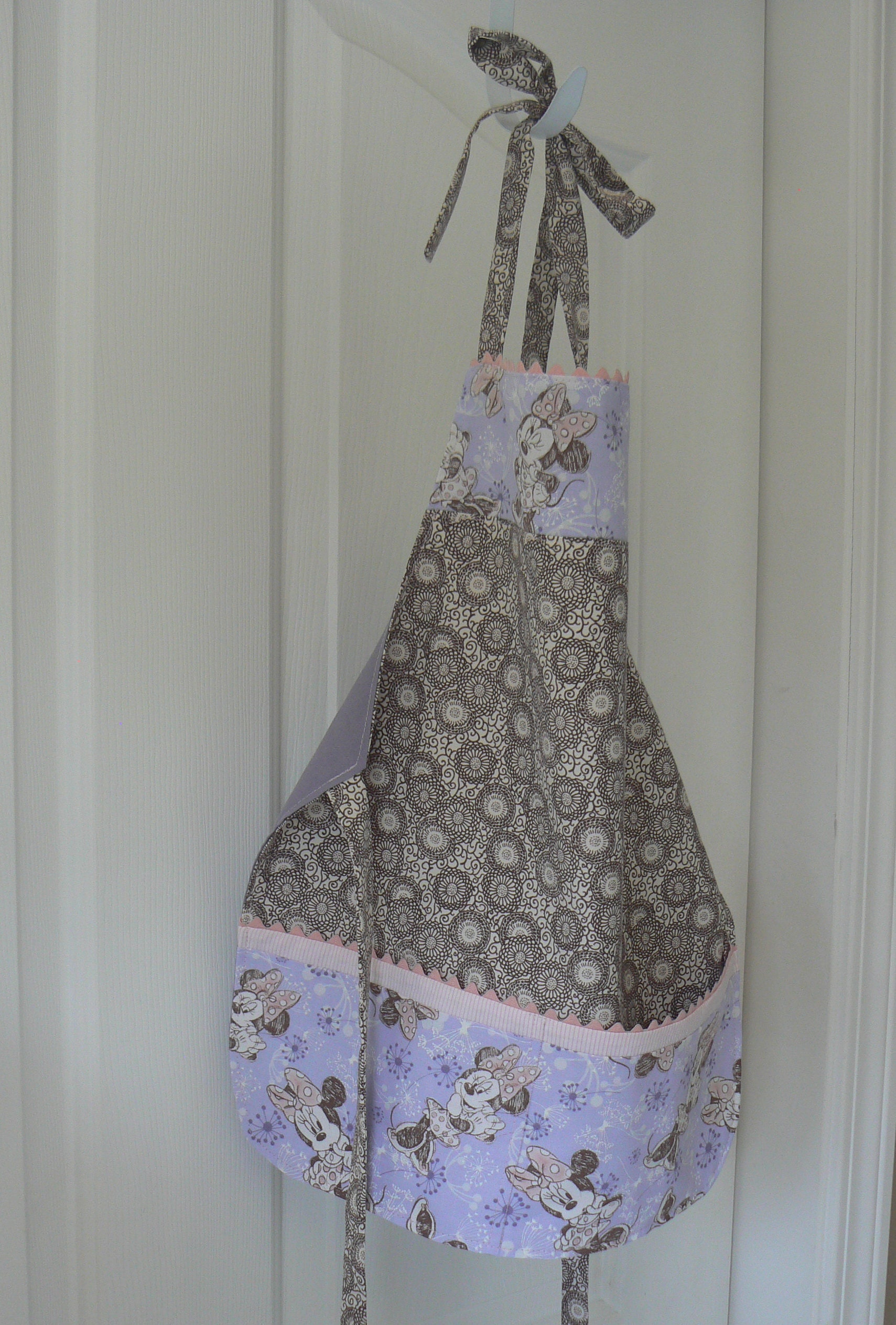 Minnie Mouse Apron, Girl Chef Apron, Disney Apron, Crafting Apron - Etsy