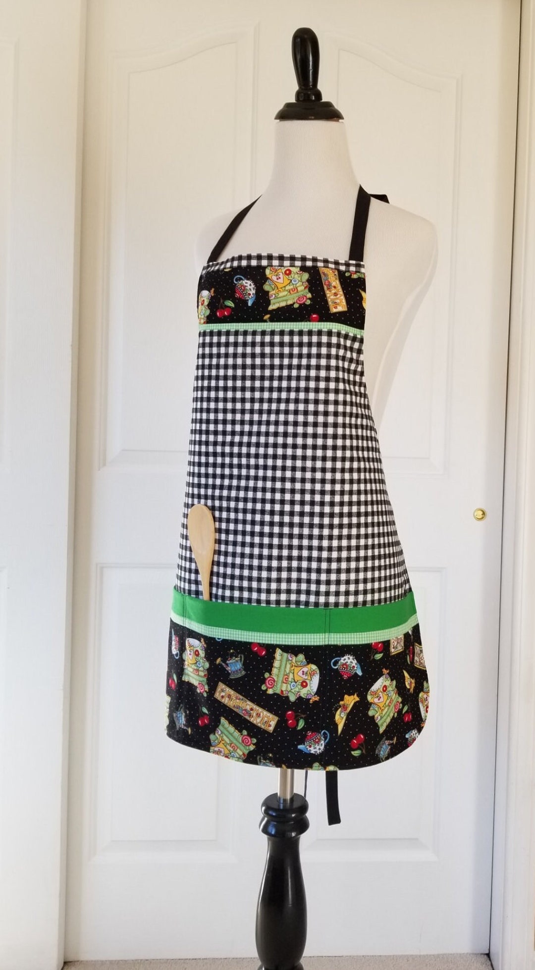Mary Engelbreit Apron With Pockets - Etsy